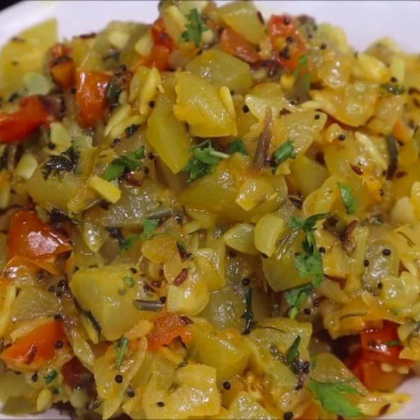 Lauki ki Sabji | Doodhi ki Recipe | Simple Bottle Gourd Curry